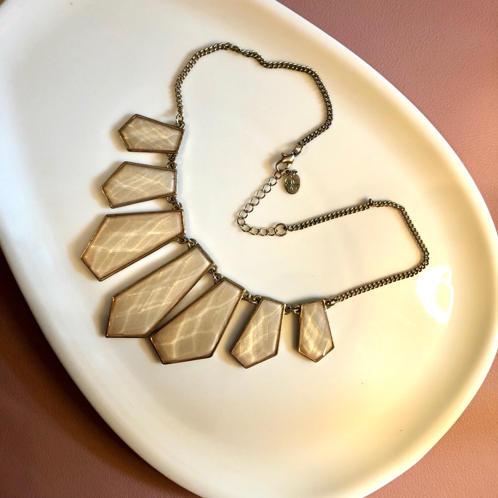 Light Pink Shimmery Stone Necklace - Gem